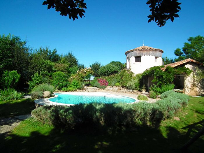 Maison 12 pièces à vendre à Beaulieu-sous-Parthenay