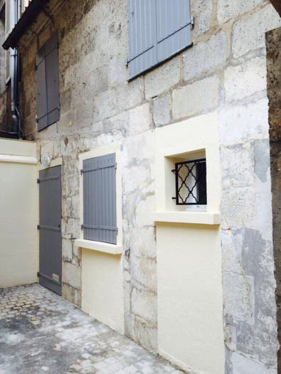Appartement 1 pièce à Vieil Angoulême-Centre Ville, à louer