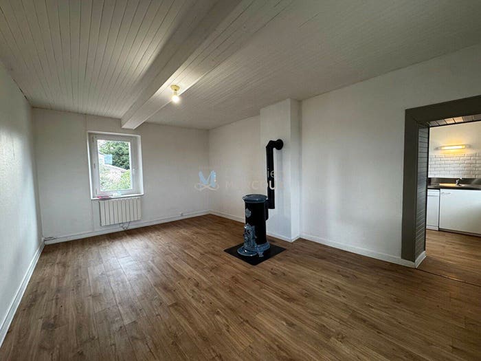 Unias : Appartement 3 pièces à louer