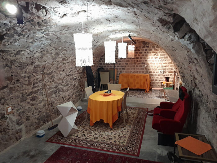 Maison à vendre - Fréjus, Centre-ville - 4 pièces - 2 chambres