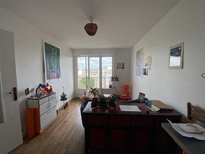 Appartement 2 pièces à Quartiers Ouest, Arsenal, Redon, à louer