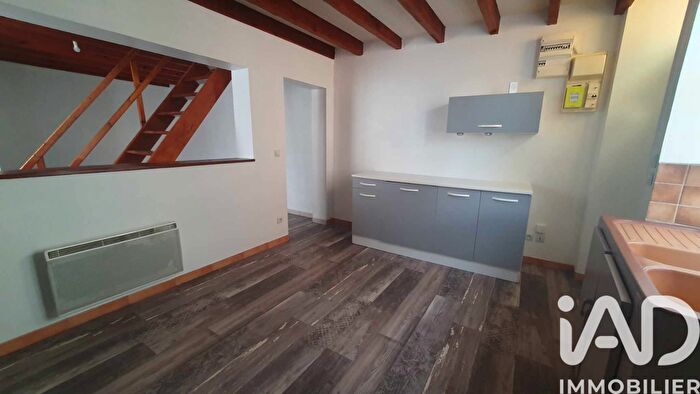 Maison à vendre - Roches-sur-Marne - 4 pièces - 2 chambres