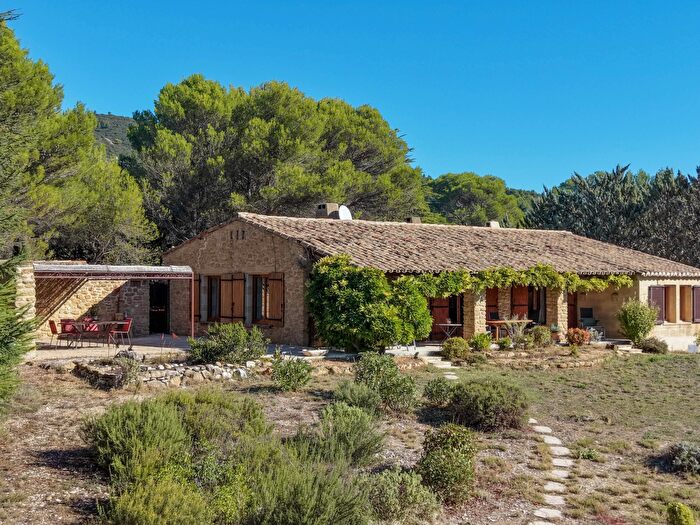 Maison 4 pièces à Puget, à vendre