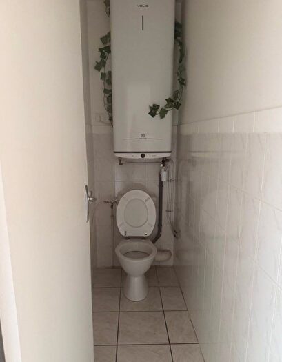 Appartement à louer - Livry-Gargan, Centre-ville - 3 pièces - 2 chambres