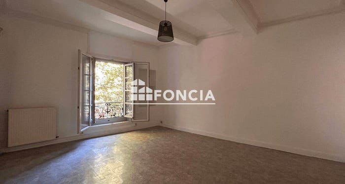 Gambetta, Nîmes : Appartement 4 pièces à louer