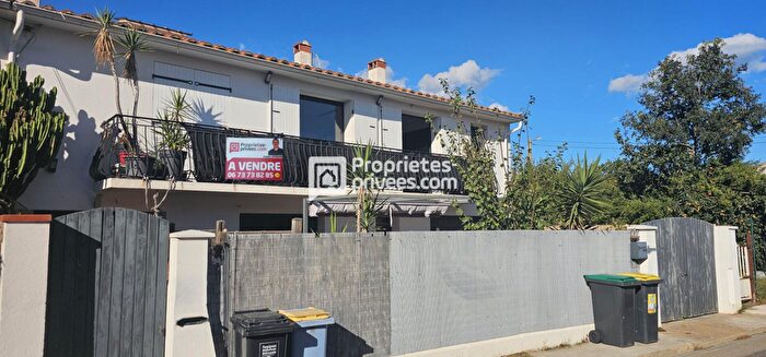 Maison 8 pièces à Saint-Laurent-de-la-Salanque, à vendre