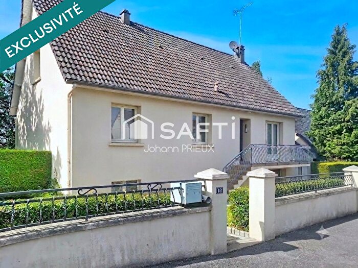 Pré-en-Pail : Maison 7 pièces à vendre