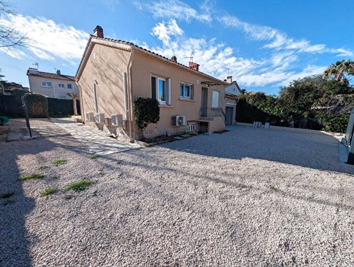 Maison à louer - Le Fort, Six-Fours-les-Plages - 5 pièces - 3 chambres
