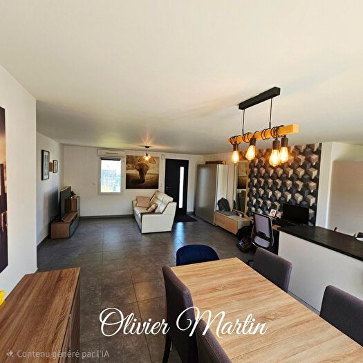 Maison 4 pièces à Saint-Jean-d'Assé, à vendre