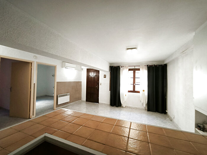 Appartement à louer - Saint-Laurent-de-la-Salanque - 3 pièces - 2 chambres