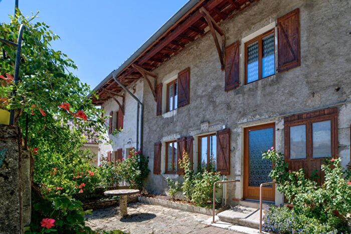 Maison 6 pièces à vendre à Lancrans