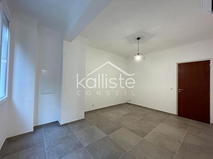 Appartement à louer - Ajaccio, Citadelle - 1 pièce