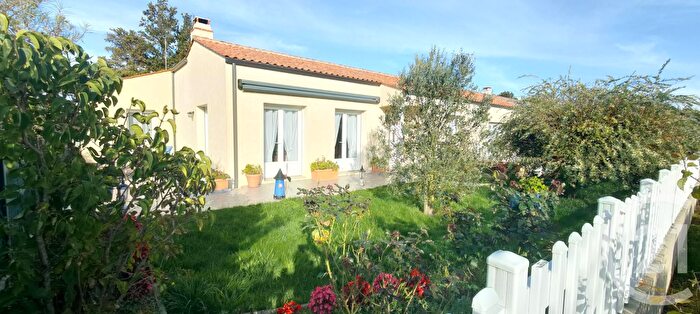 Maison à vendre - Maché - 5 pièces - 3 chambres