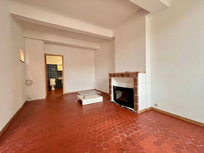 Appartement à louer - Salernes - 1 pièce