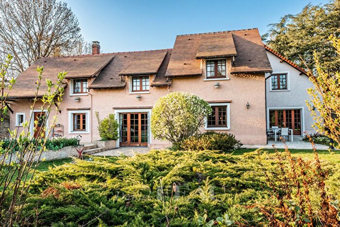 Maison à vendre - Les Bréviaires - 9 pièces - 5 chambres