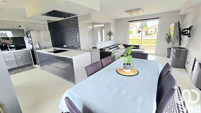 Maison à vendre - Lezoux - 6 pièces - 4 chambres