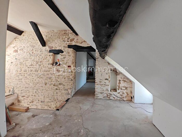 Maison à vendre - Quiers - 6 pièces - 5 chambres