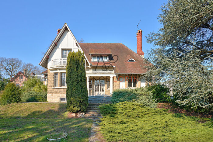 Maison à vendre - Le Vésinet - 9 pièces - 7 chambres