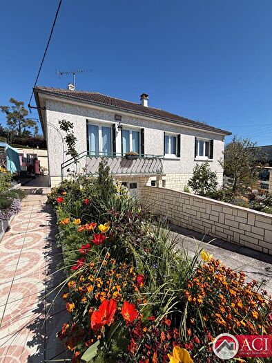 Maison 6 pièces à vendre à Bornel