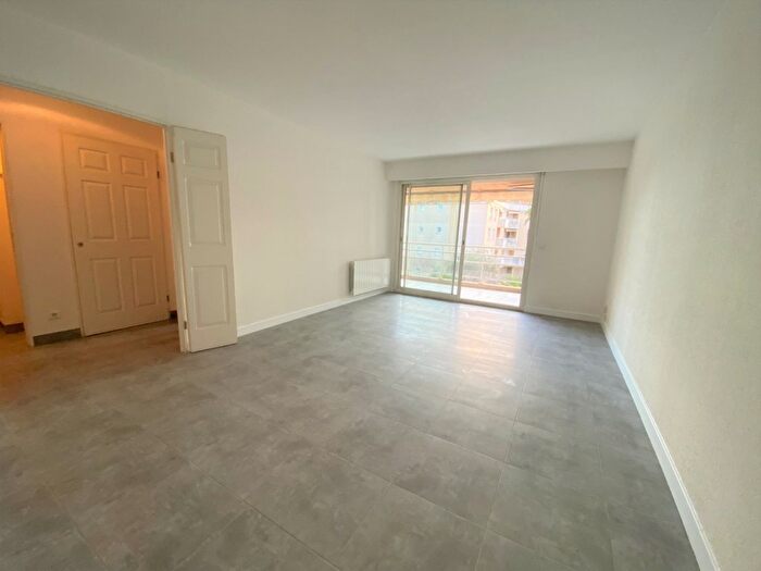 Nice, Rimiez : Appartement 2 pièces à louer