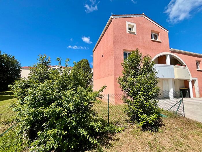 Maison à vendre - Saint-Hilaire-de-Lusignan - 3 pièces - 2 chambres