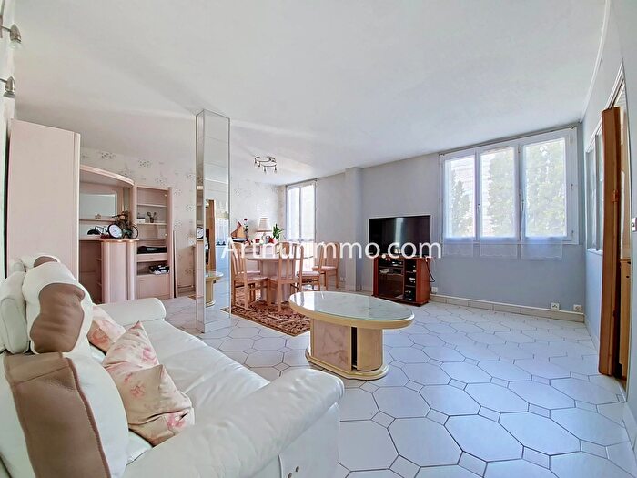 Appartement 5 pièces à vendre à Valenton