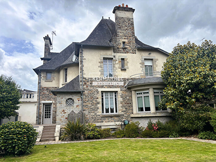 Maison 8 pièces à Vitré, Centre-ville, à vendre