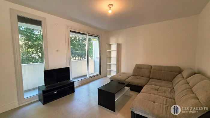 Appartement 5 pièces à Saint-Martin-d'Hères, Teyssere, à louer