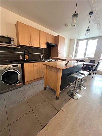 Appartement à louer - Melun, Trois Moulins - 2 pièces - 1 chambre