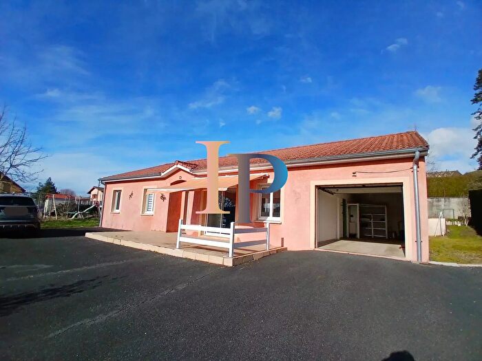 Maison à vendre - Chauffailles - 5 pièces - 3 chambres