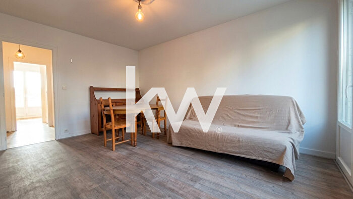 Appartement à vendre - Saint-Chamond, La Valette, Croix Berthaud, Saint-Martin - 2 pièces - 1 chambre