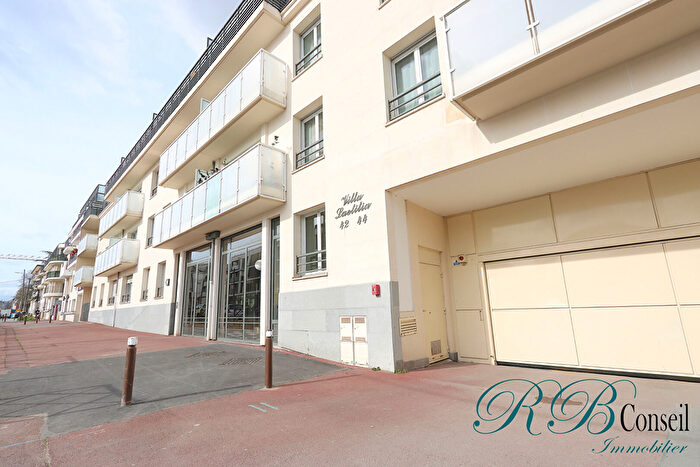 Appartement à vendre - Châtenay-Malabry, Petit Chatenay, Voltaire, Croix Blanche - 3 pièces - 2 chambres