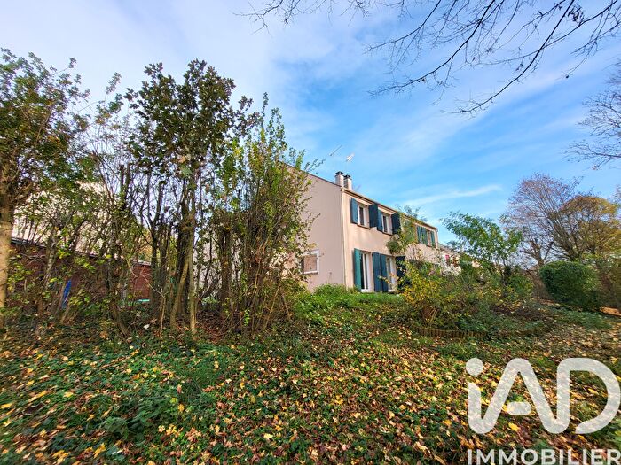 Maison à vendre - Amilly - 5 pièces - 4 chambres