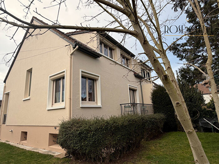 Maison à louer - Chartres - 5 pièces - 3 chambres