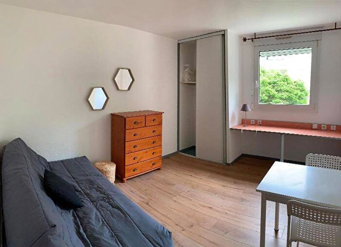 Appartement à louer - Gare-Peloux Mail-Citadelle, Bourg-en-Bresse - 1 pièce