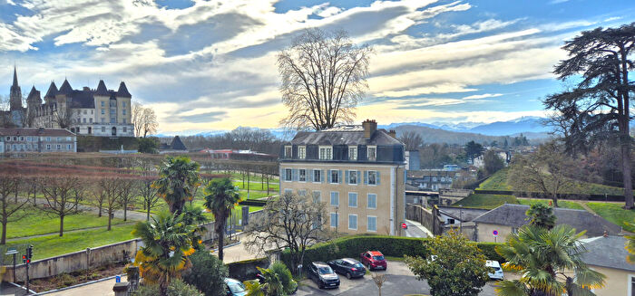 Appartement à vendre - Pau, Centre-ville - 3 pièces - 2 chambres