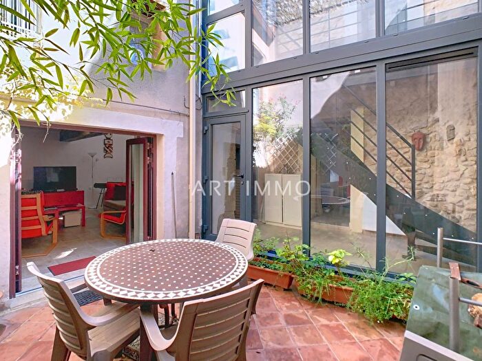 Maison à vendre - Robion - 6 pièces - 3 chambres