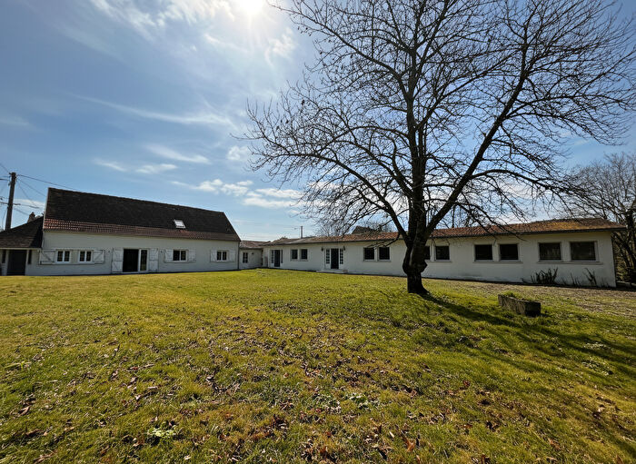 Maison à vendre - Remilly-sur-Tille - 7 pièces - 4 chambres