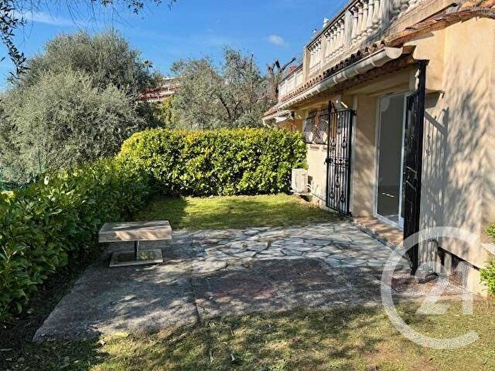 Appartement à louer - Vence - 3 pièces - 2 chambres