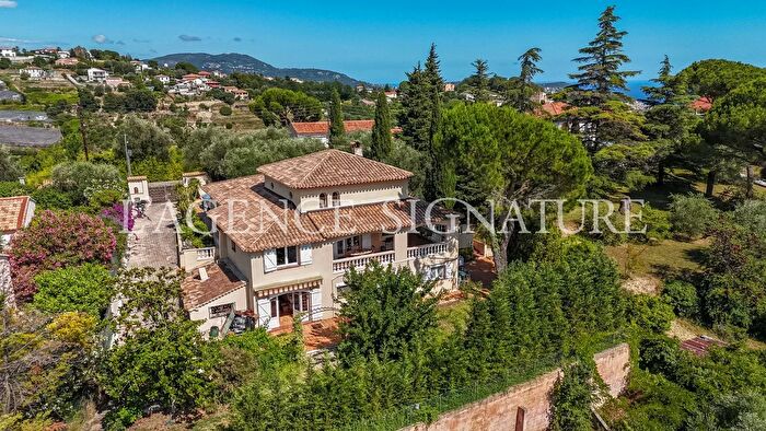 Maison 12 pièces à vendre - Nice, Saint-Pierre de Feric