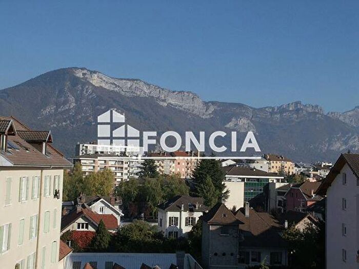 Appartement à louer - Galbert, Annecy - 3 pièces - 2 chambres