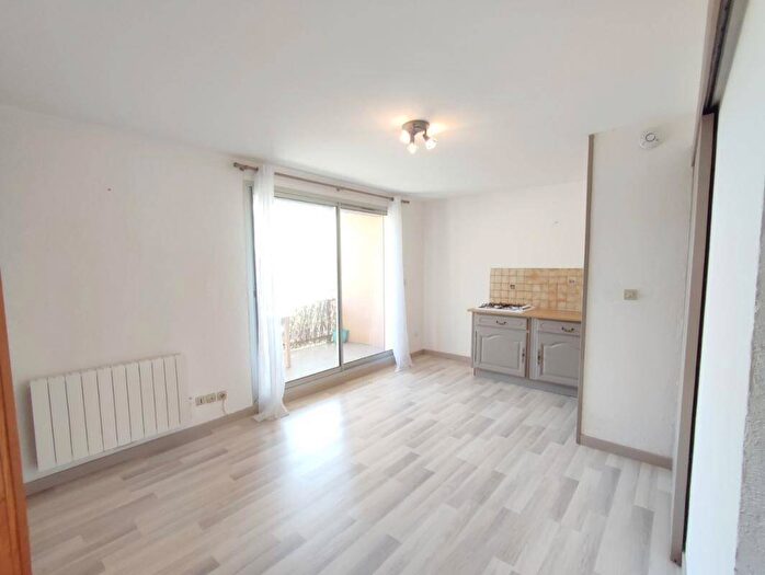 Appartement à louer - Montalieu-Vercieu - 2 pièces - 1 chambre