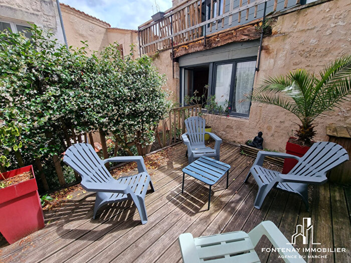 Fontenay-le-Comte, Centre-ville, Les Loges, La Pommeraie, La Sablière : Maison 7 pièces à vendre
