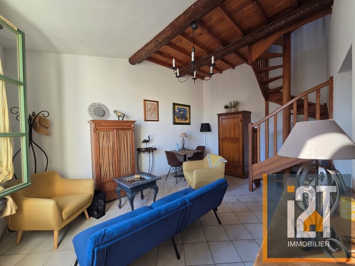 Appartement 2 pièces à louer à Nîmes, Tour Magne