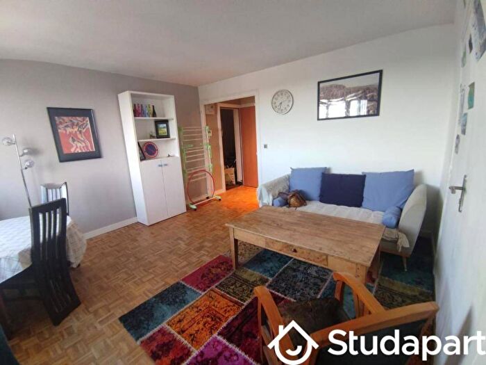 Appartement à louer - Belle Beille, Angers - 1 pièce - 4 chambres