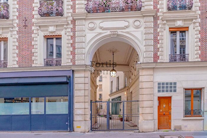 Appartement à vendre - Paris e , Croulebarbe - 2 pièces - 1 chambre