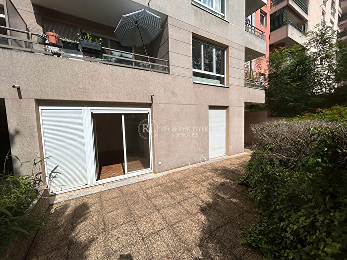 Appartement 2 pièces à louer à Villeurbanne, Ferrandière, Maisons Neuves