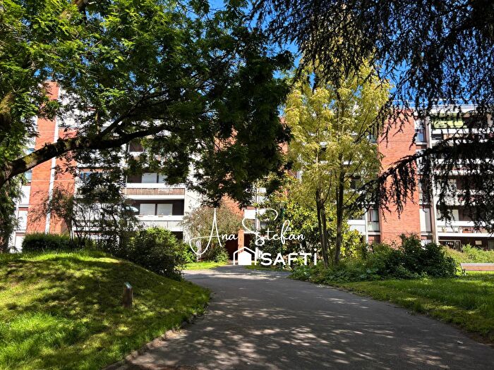 Appartement 2 pièces à Les Ulis, Nord Ouest, à vendre