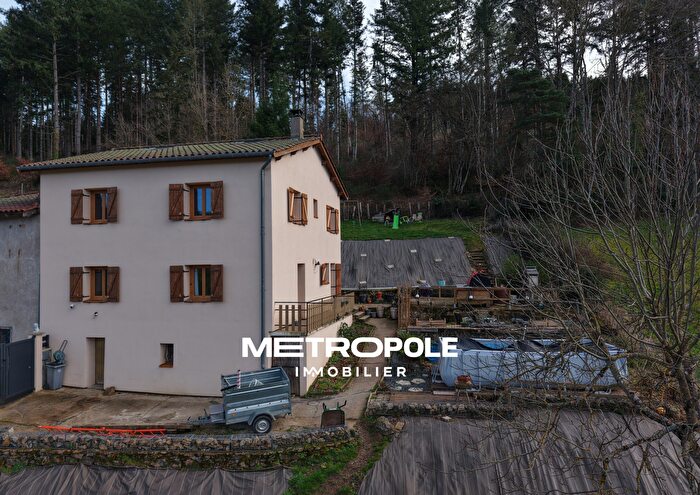 Maison à vendre - Joux - 4 pièces - 3 chambres