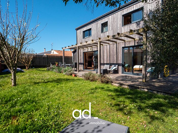 Maison 6 pièces à Esnandes, à vendre